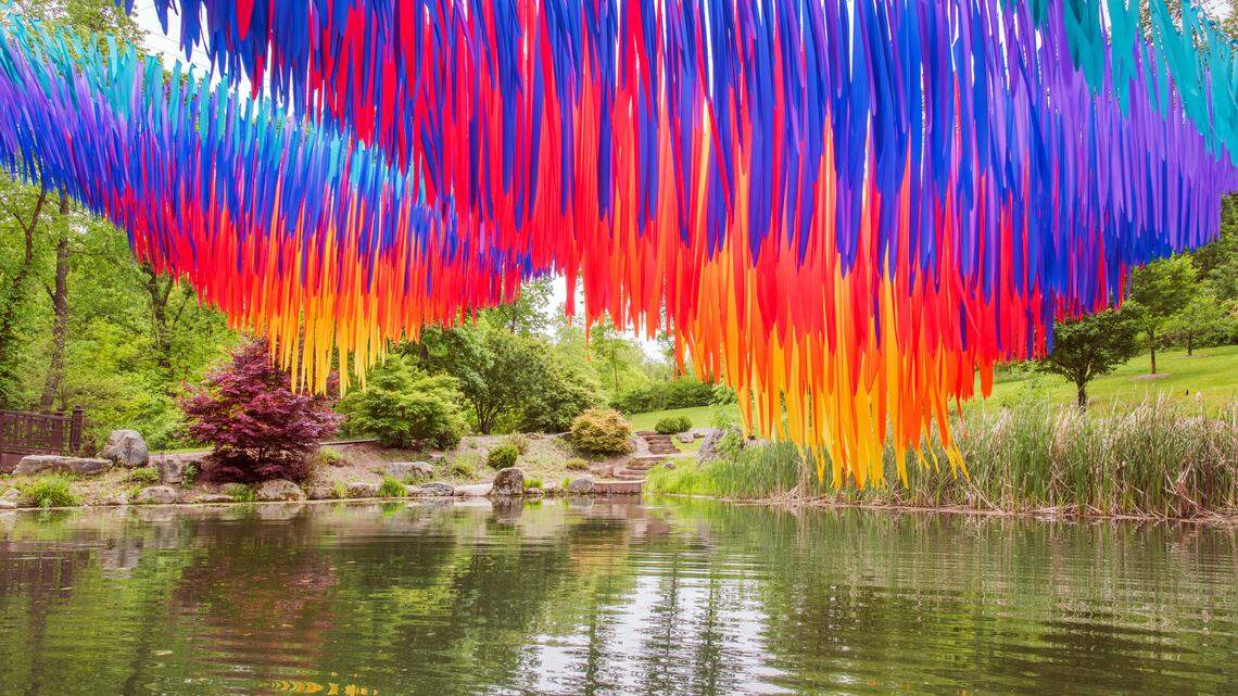 Massive art installations mark Pittsburgh Botanic’s decade | Mahoning ...