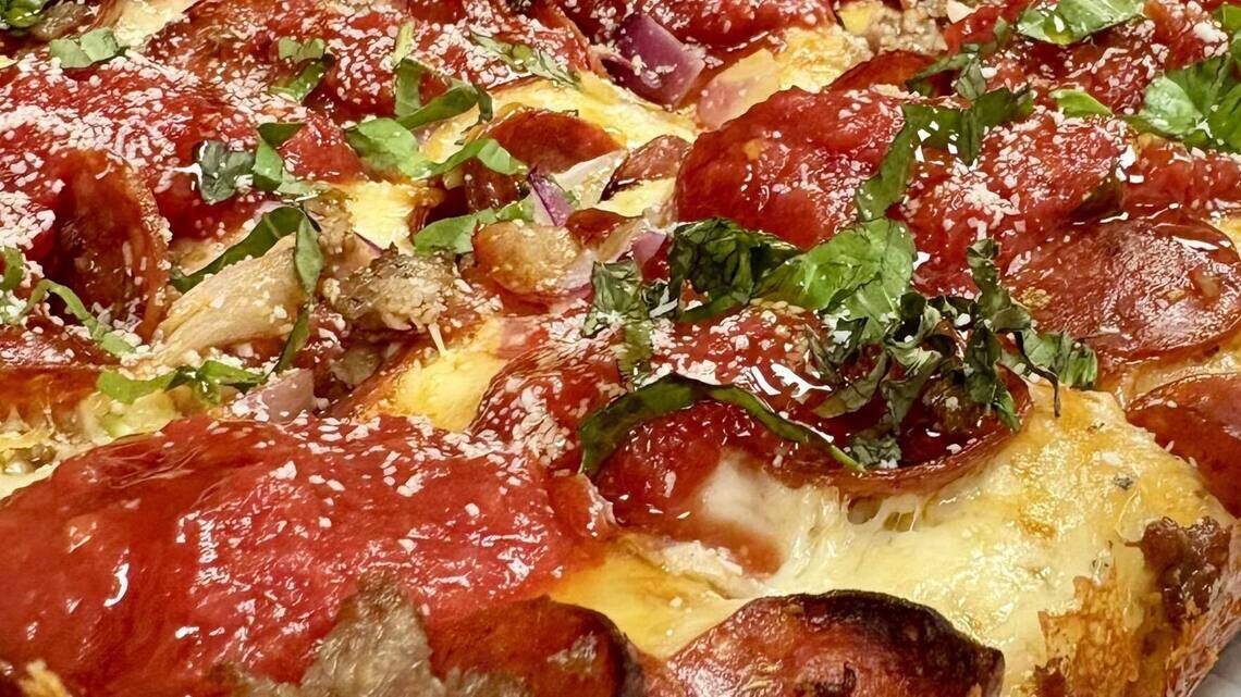 Red Plum Pizza opening day postponed in Boardman, Ohio store | Mahoning ...