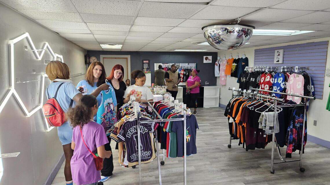 Family-owned store HOUZE of Flavaz opens in Boardman | Mahoning Matters